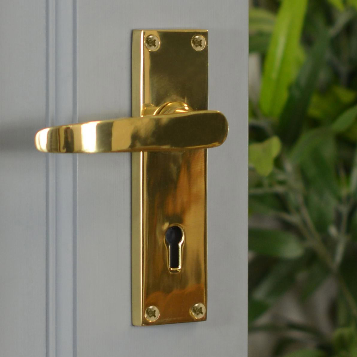 Door Furniture & Ironmongery | Handles, Hinges, Knockers & More | Black ...