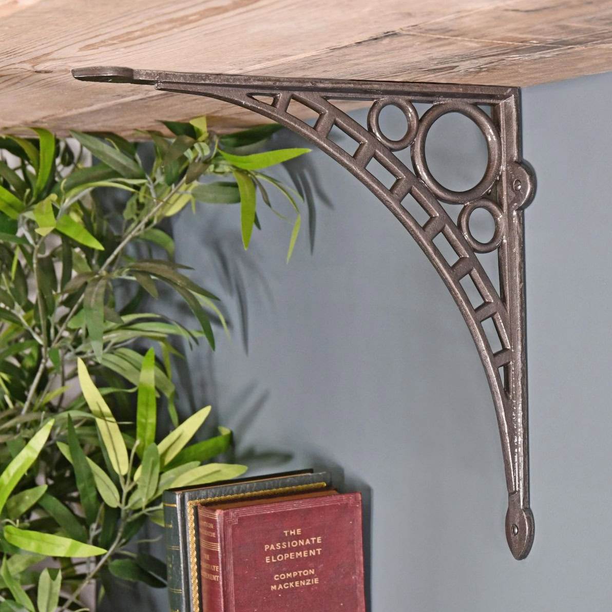 Shelf Brackets | Black Country Metalworks