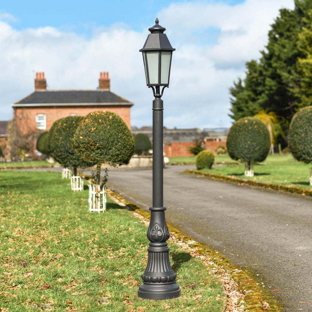 Victorian Lamp Posts | Cast Iron | Free Delivery | Black Country Metalworks