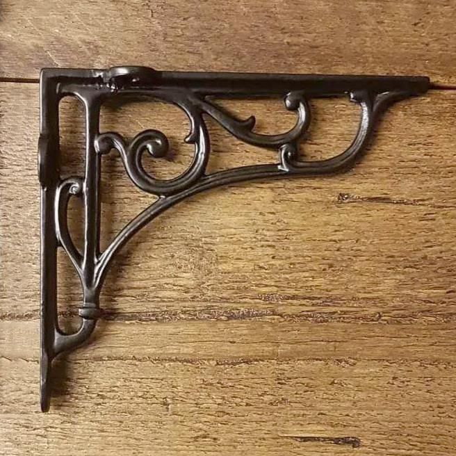 Iron Shelf Brackets | Black Country Metalworks