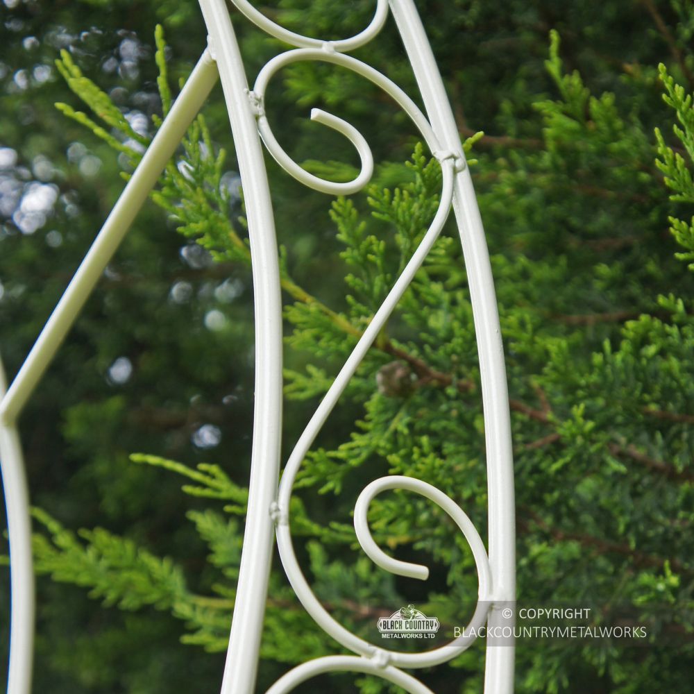 ’Geraldine’ Rose arch | Black Country Metalworks