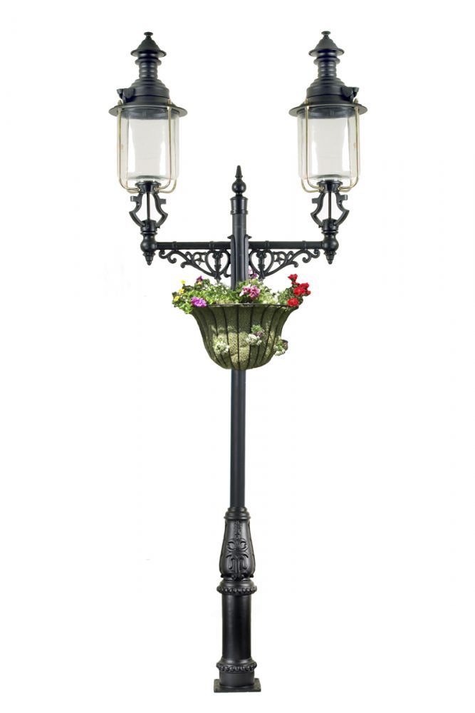 Tall Lamp Post Sets | Black Country Metalworks