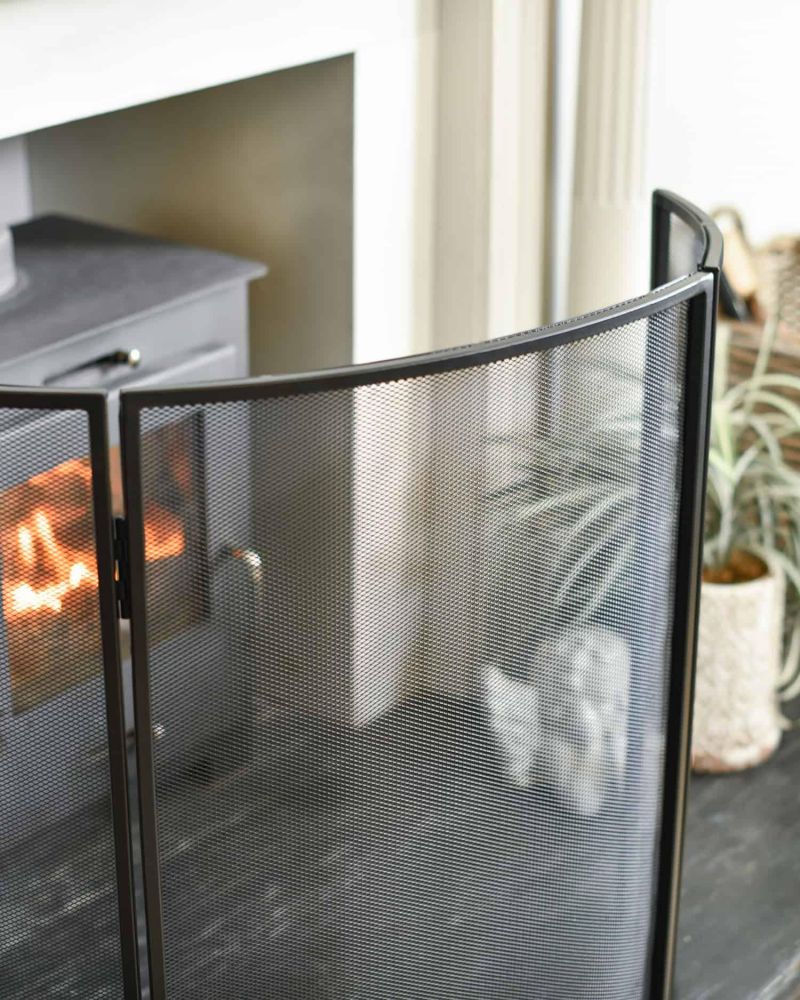 Black "Fortress" Curved Three Fold Fireguard | Black Country Metalworks