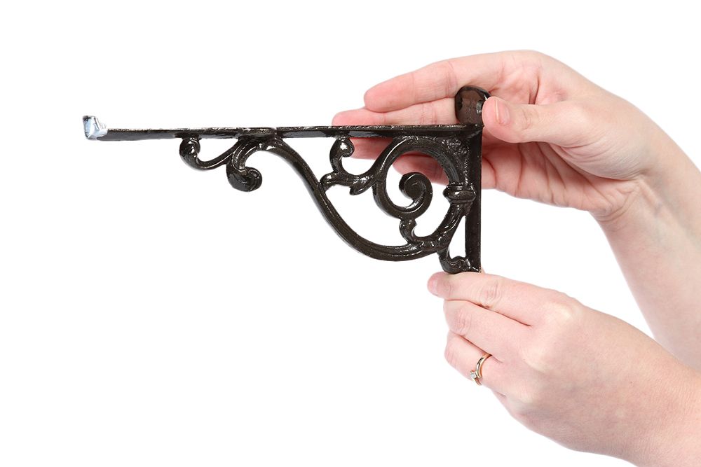 "Luciano" Ornate Scroll Bracket 12 x 21cm | Black Country Metalworks