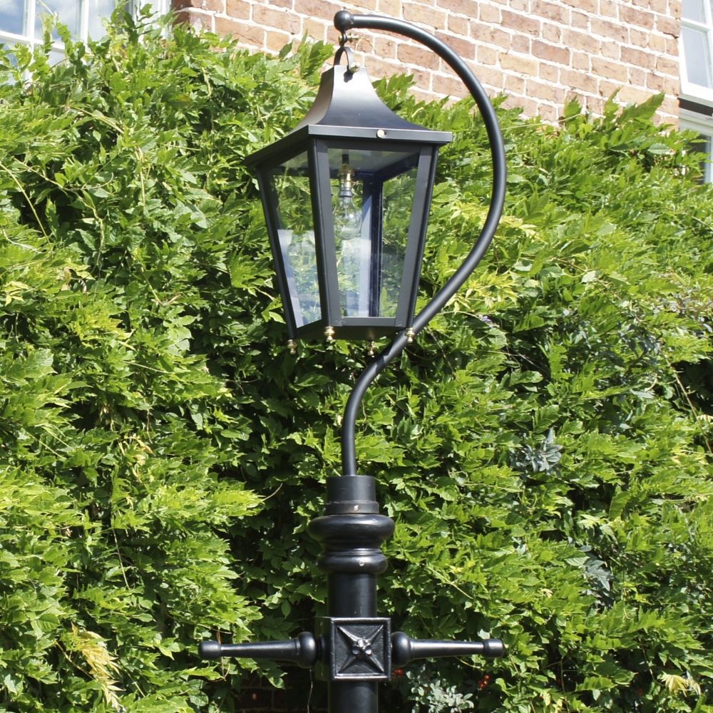 Lincoln Swan Neck & Lamp Post 3.4m | Black Country Metalworks