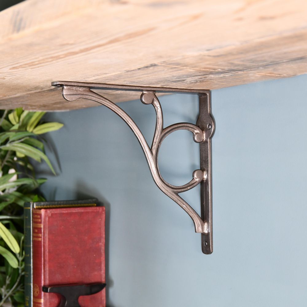Scrolled Cast Iron Shelf Bracket 25 x 26cm | Black Country Metalworks