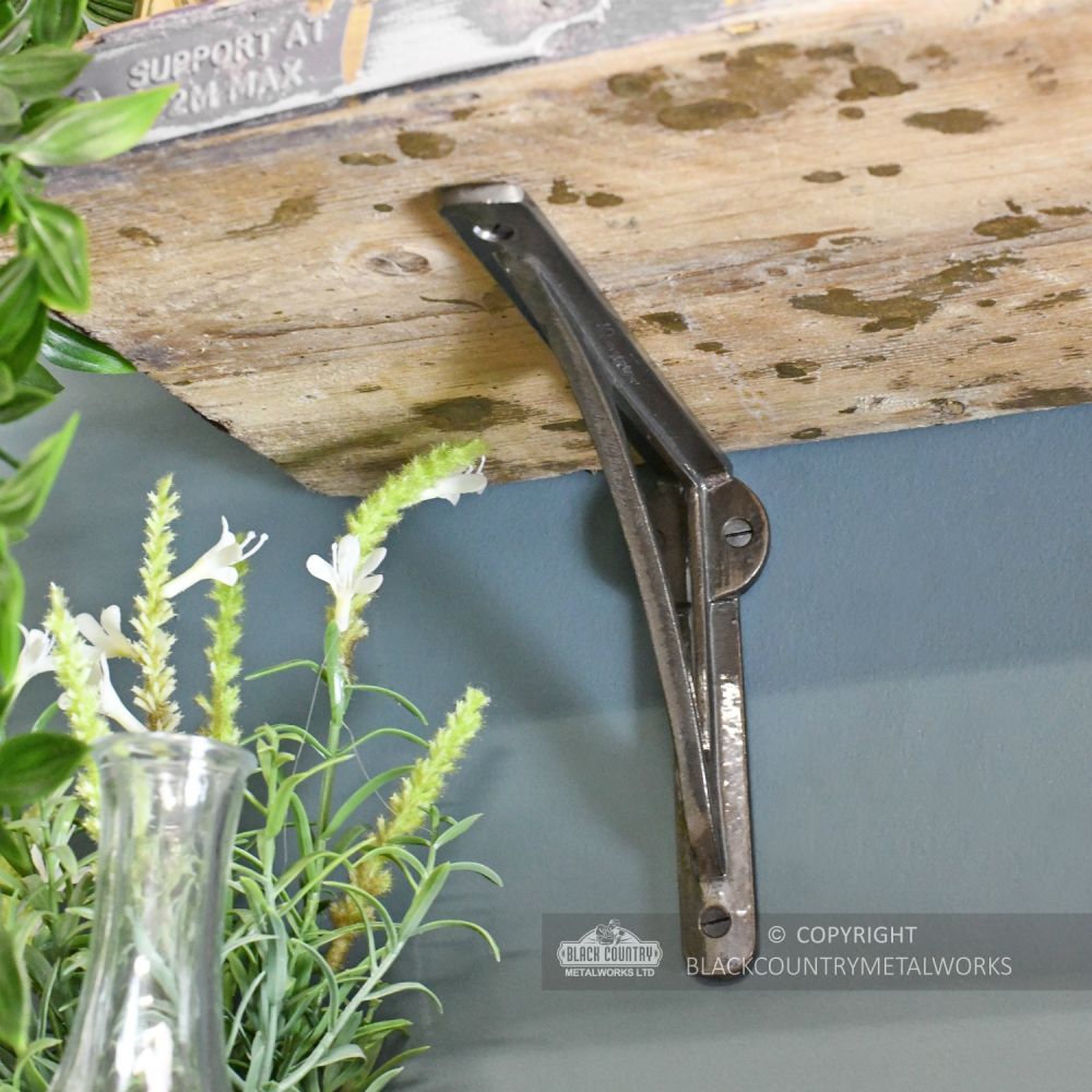 Natural Iron Curved Shelf Bracket 14 x 18cm | Black Country Metalworks