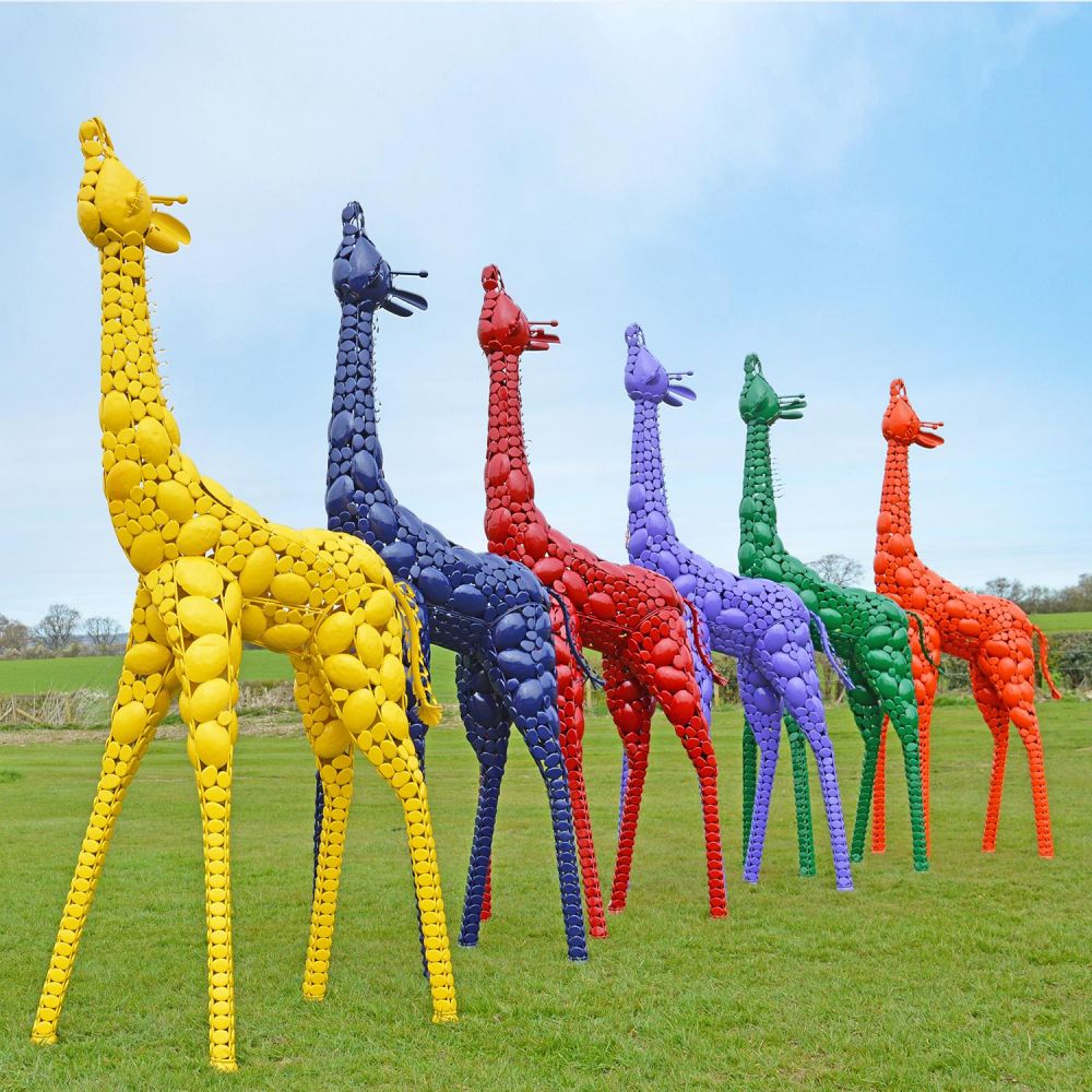 Coloured Giraffe Sculpture | Black Country Metalworks