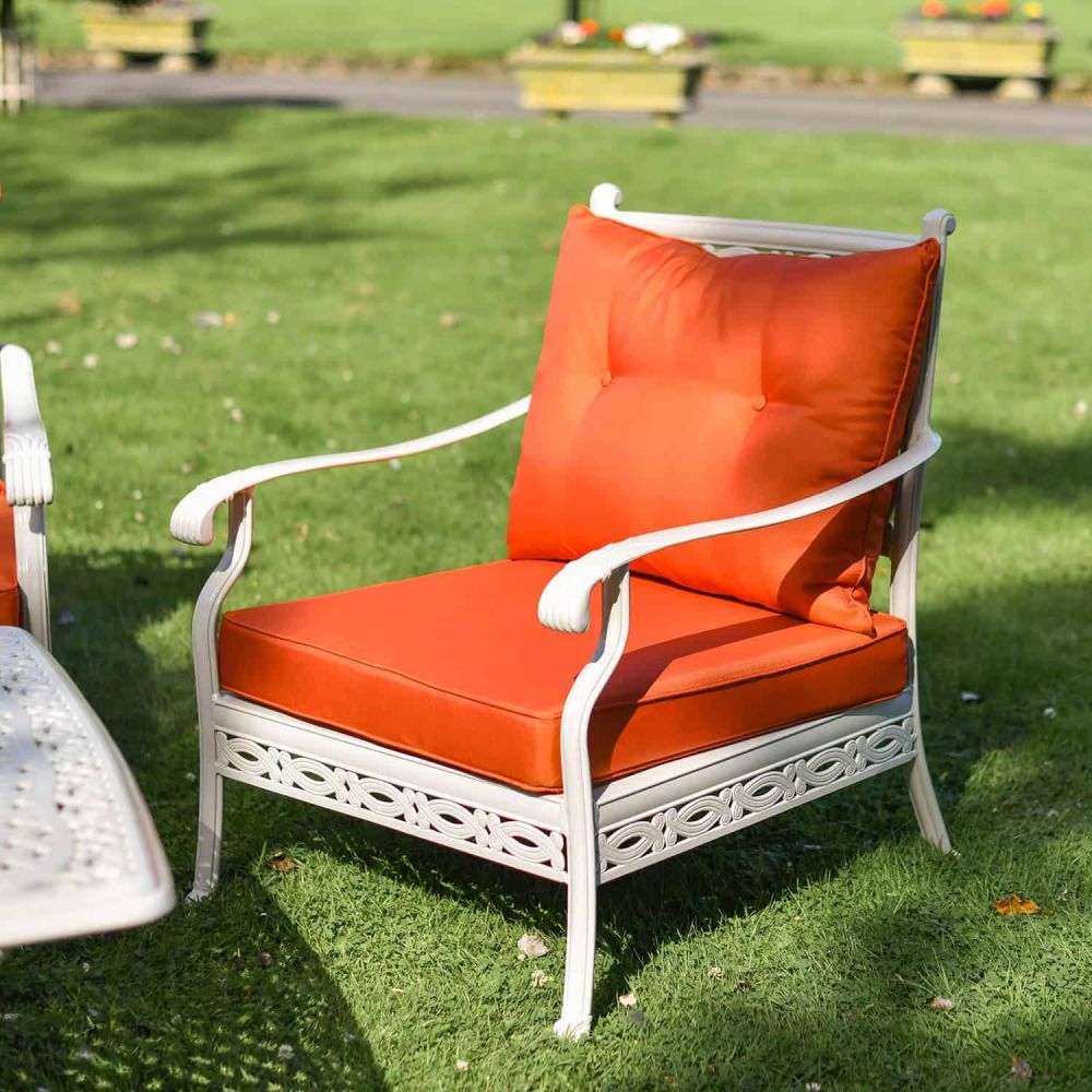 Deluxe White "Elmswood" Outdoor Five Seater Sofa, Table & Chair Set ...