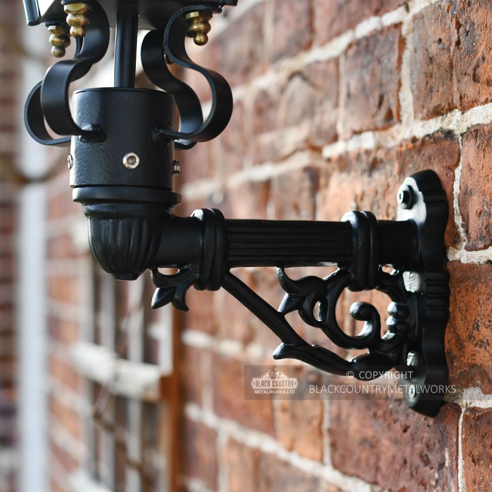 Harrogate Wall Lantern with Bracket | Black Country Metalworks