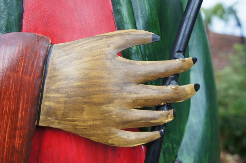 “Trick or Treat” Hand Painted Vampire Sculpture | Black Country Metalworks