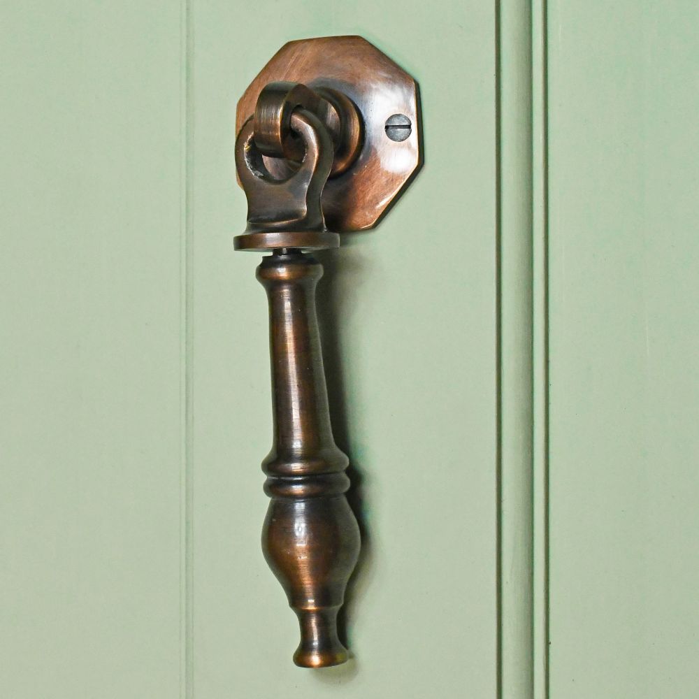 “Rivermews Manor” Traditional Antique Copper Door Knocker | Black ...