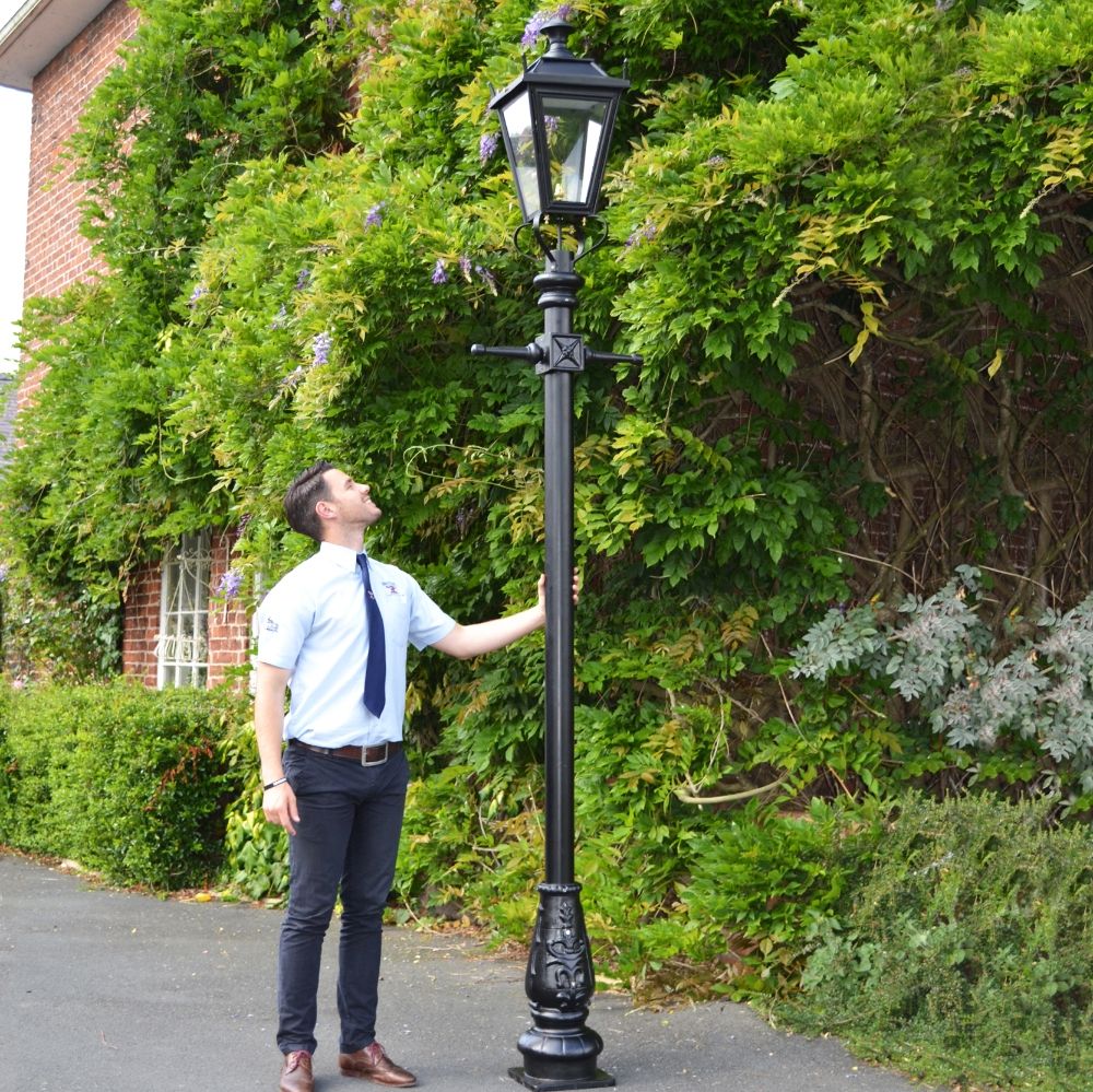 Black Dorchester Lamp Post & Lantern Set 3.25m | Black Country Metalworks