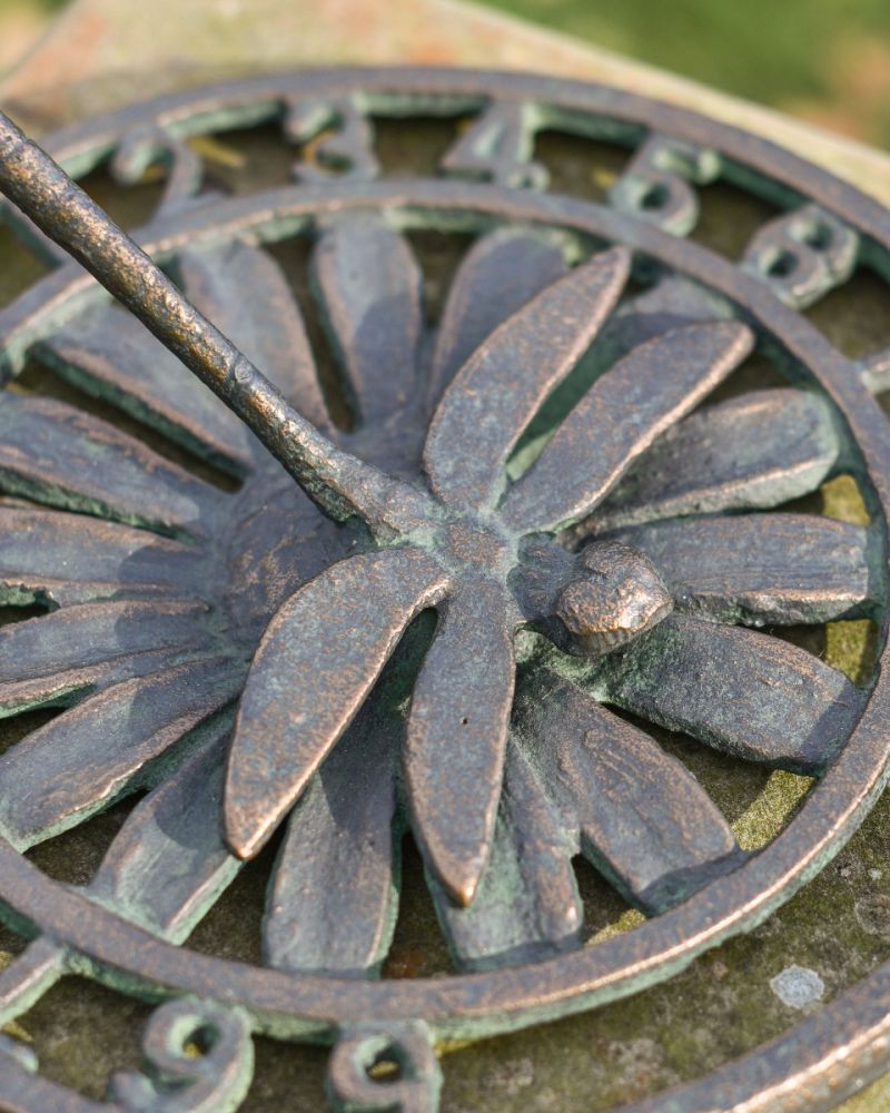 Aged Iron "Daisy Delight" Dragonfly Sundial - 25cm | Black Country ...