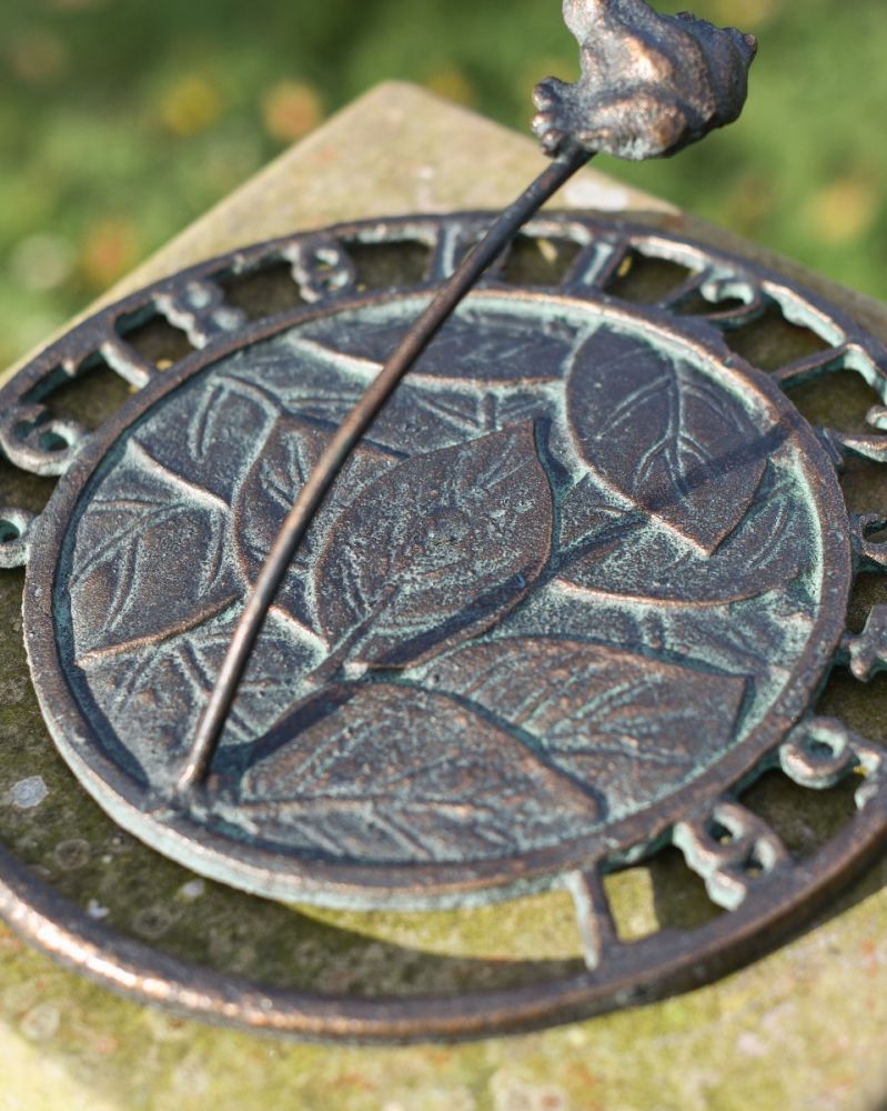 Aged Iron "Seasons Leaping" Frog Sundial - 25cm | Black Country Metalworks
