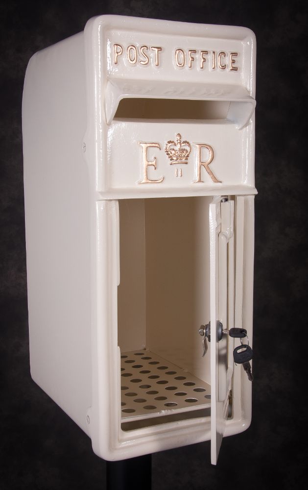 'Original Reproduction' White Elizabeth Regina Post & Parcel Box ...