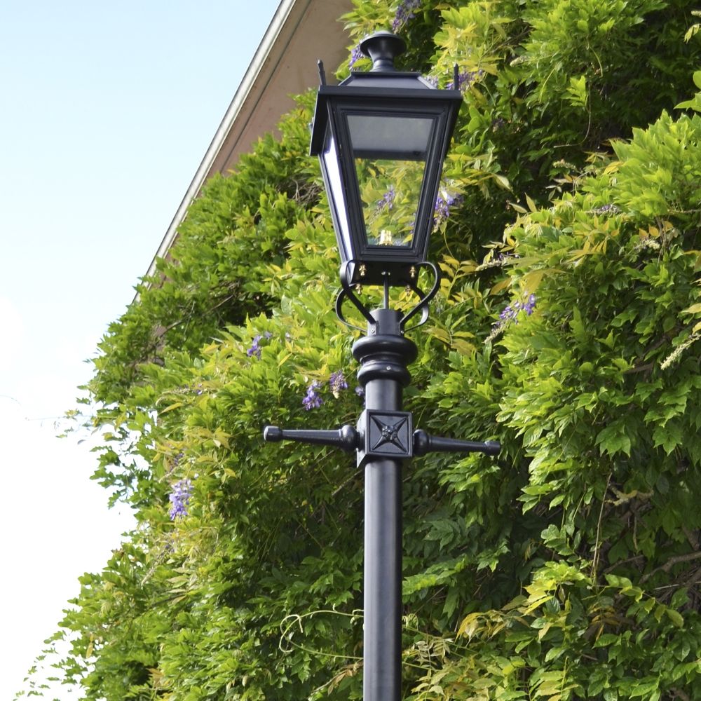 Black Dorchester Lamp Post & Lantern Set 3.7m | Black Country Metalworks