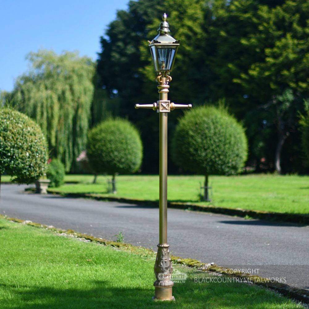Gold and Brass Finish Harrogate Lamp Post 2.25m | Black Country Metalworks