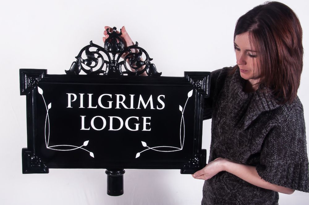 The “Leominster” Sign Post | Black Country Metalworks