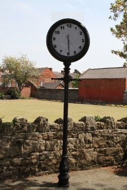 Lamp post clock | Black Country Metalworks