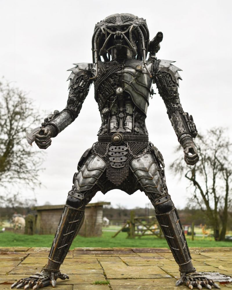 Large Recycled Metal Parts Extraterrestrial Sculpture - 2.4m | Black ...