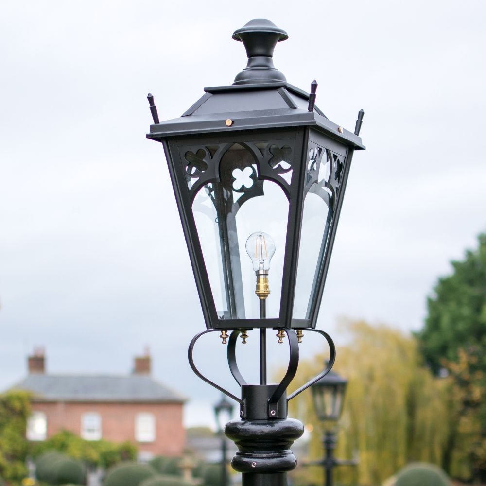 Black Gothic Lamp Post & Lantern Set 3.25m | Black Country Metalworks