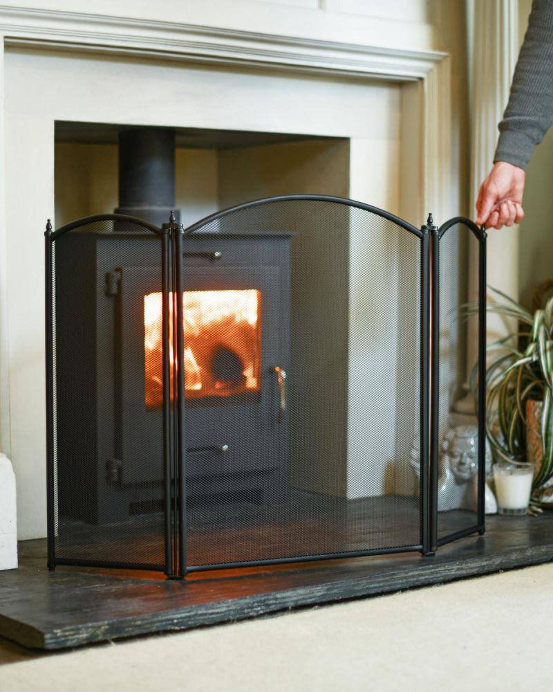 The "Classique" Black Three-Fold Fire Guard | Black Country Metalworks