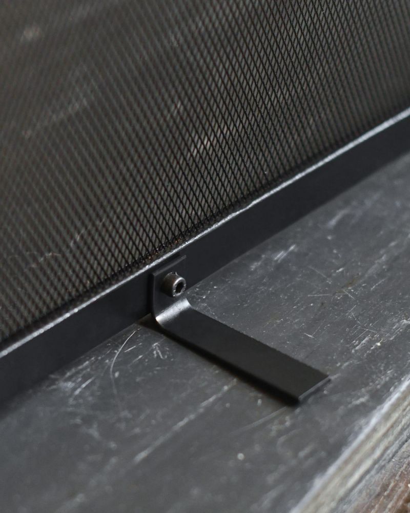 Large Flat Fire Screen | Black Country Metalworks