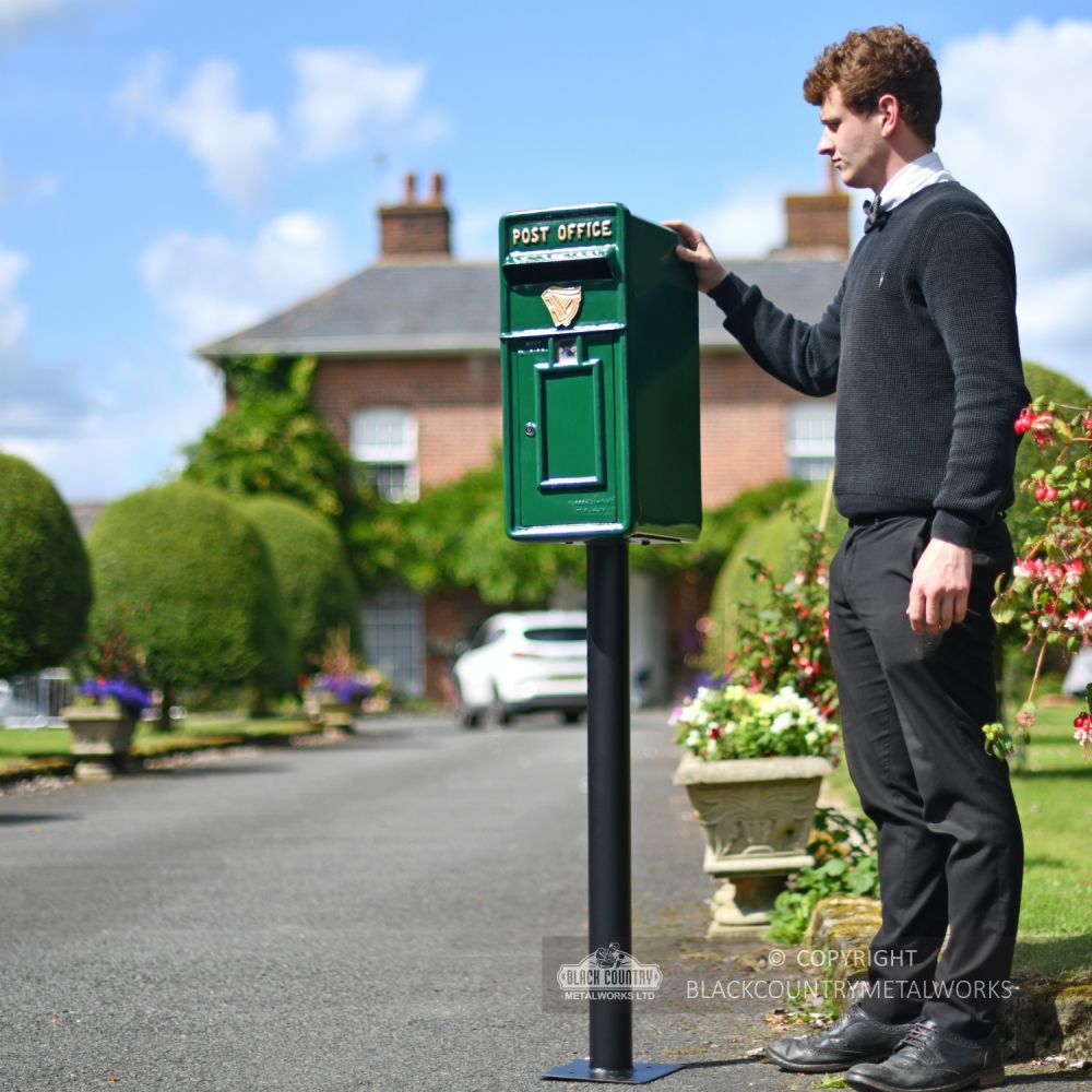 Irish Harp Post and Parcel Box With Column | Black Country Metalworks