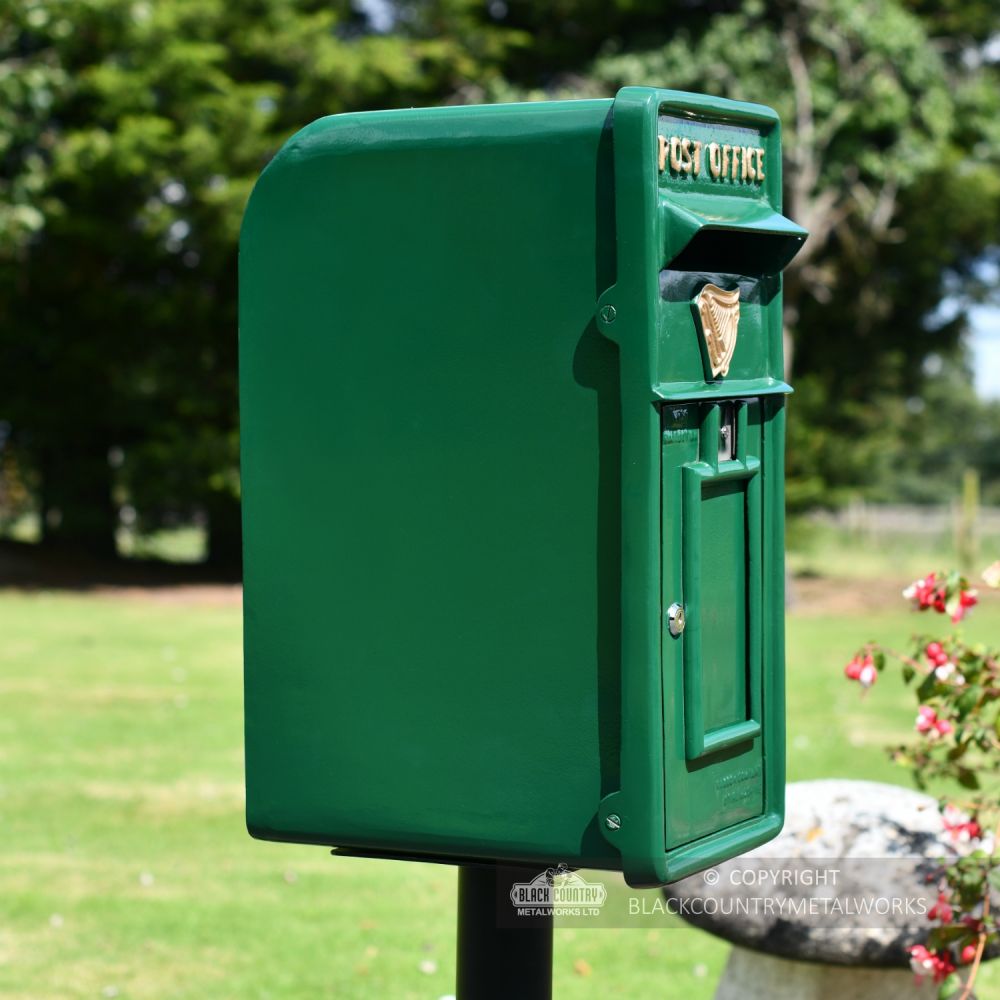 Irish Harp Post and Parcel Box With Column | Black Country Metalworks