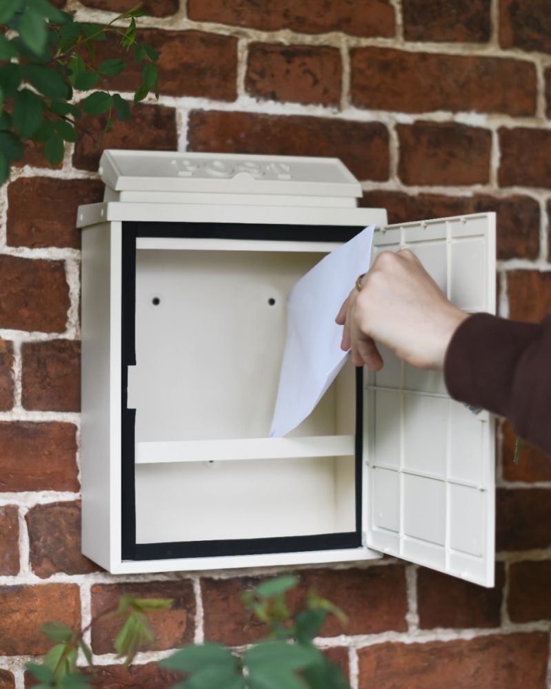 "Oxford Rose" Cream Wall Mounted Post Box | Black Country Metalworks