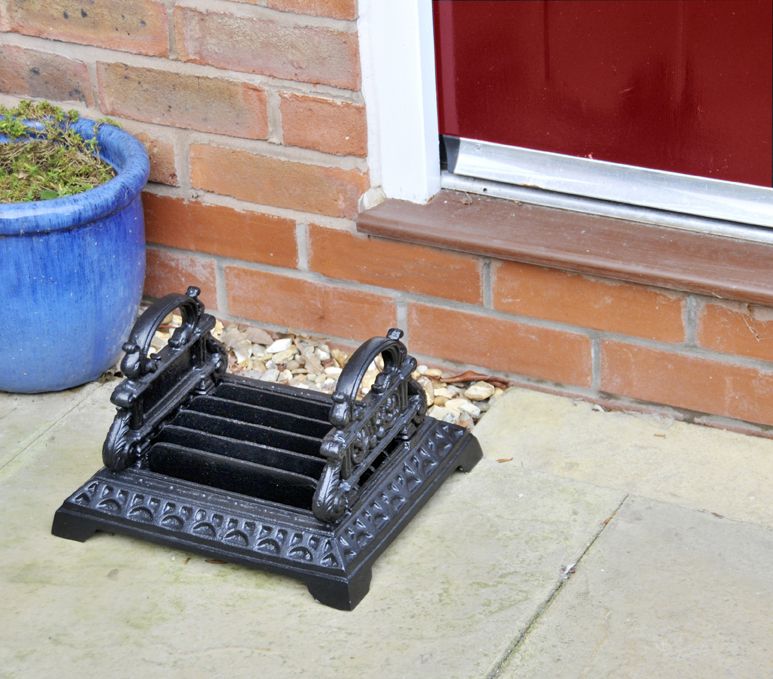 "Pickwick" Art Deco Boot scraper | Black Country Metalworks