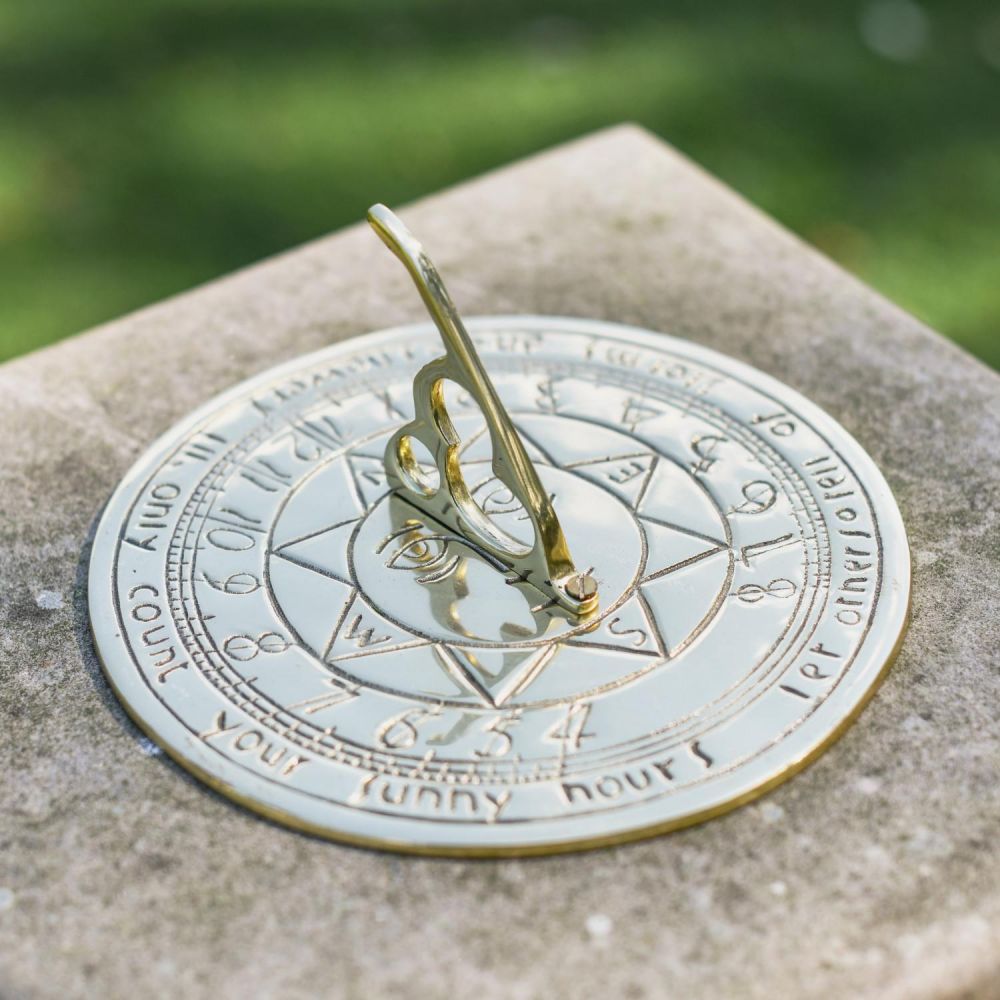 Tudor Rose Sundial - 195mm | Black Country Metalworks
