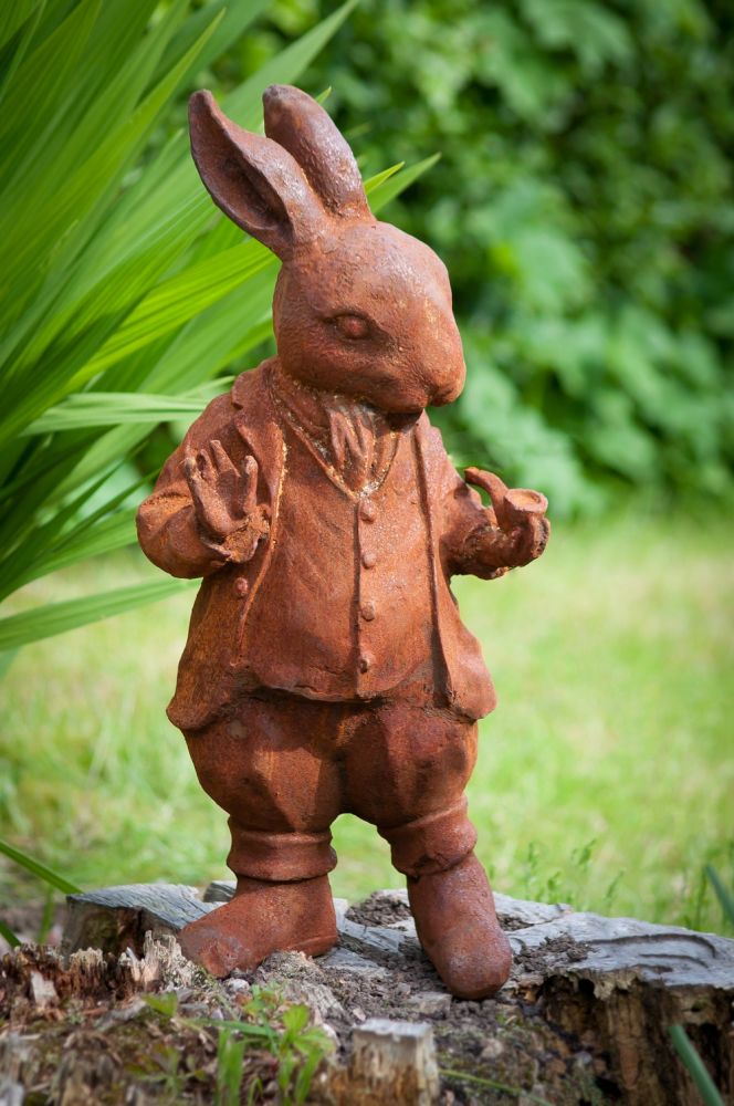 “Classic Brer Rabbit” Tall Garden Sculpture | Black Country Metalworks