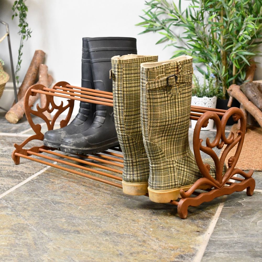 Rustic “Loredana” Heart Shoe Stand | Black Country Metalworks