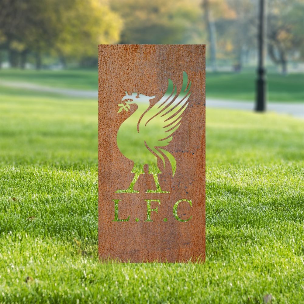Black Liver Bird Garden Screen | Black Country Metalworks