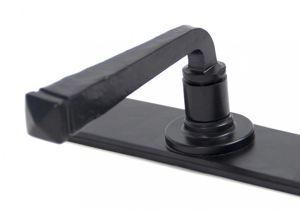 "Thornton" Simple Contemporary Iron Lever Handle With Keyhole | Black ...