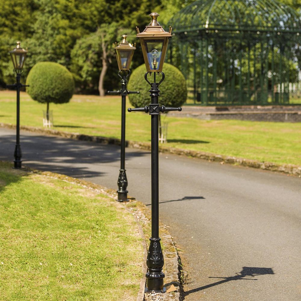 Garden Lamp Posts | Black Country Metalworks