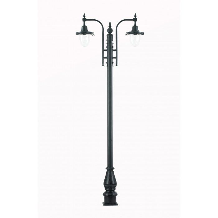 Multi & Dual-Headed Lamp Posts | Black Country Metalworks