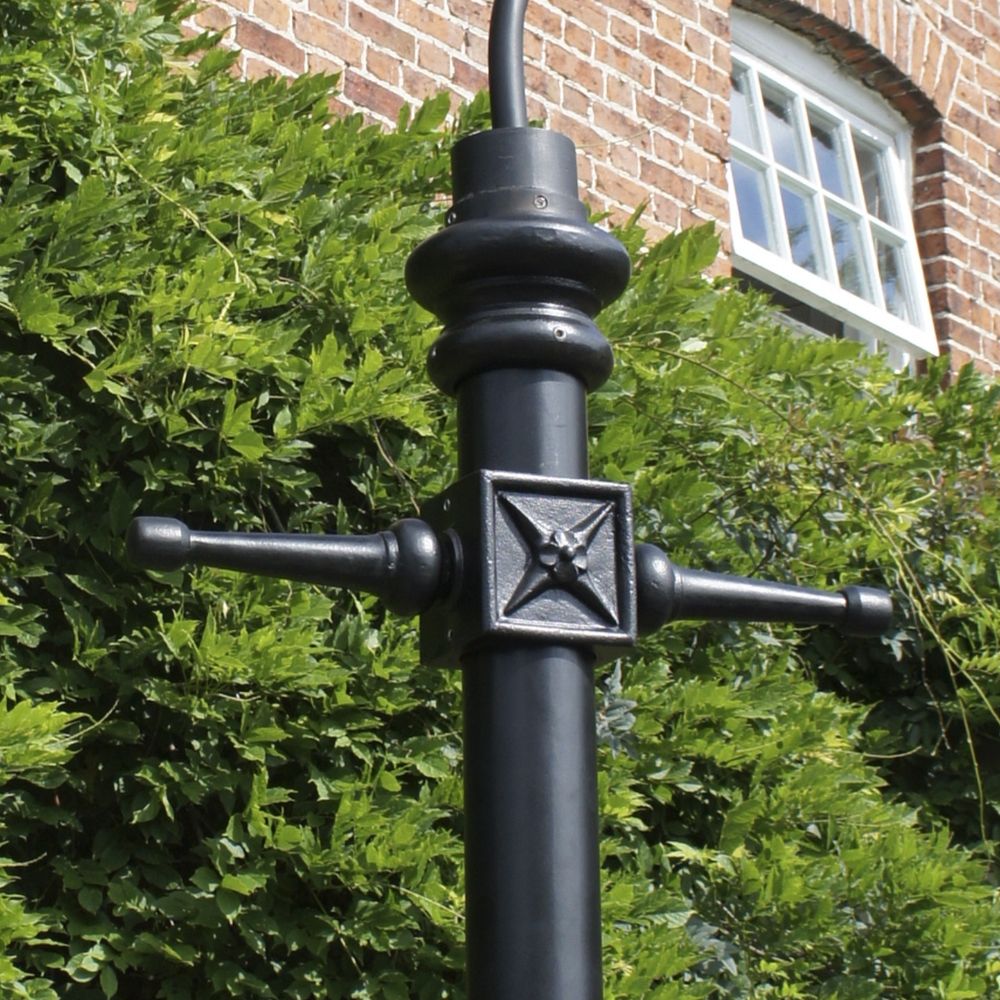 Lincoln Swan Neck & Lamp Post 3.4m | Black Country Metalworks