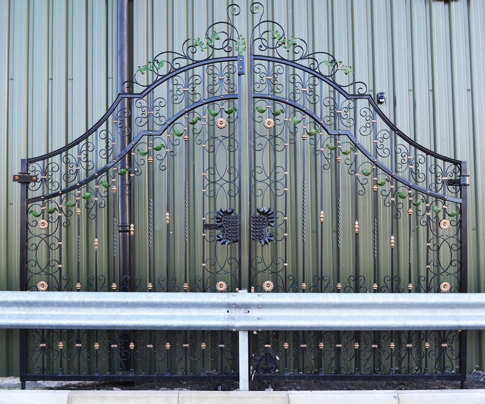 “Hesbrook Grange” Wrought Iron Driveway Gates | Black Country Metalworks
