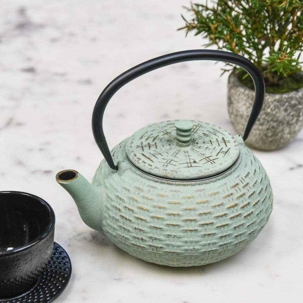 Cast Iron Teapots & Kettles| Traditional Cast Iron Designs | Black ...