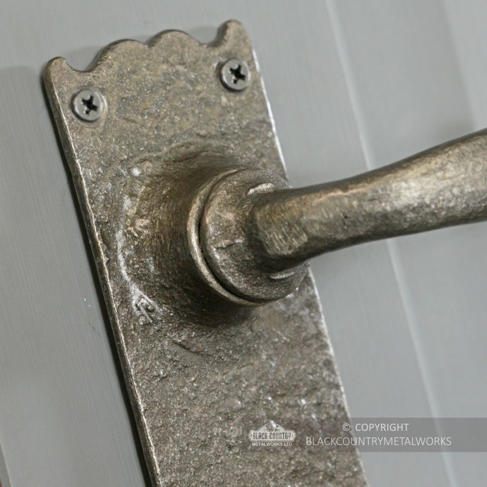 "Aldrington" Cast Iron Lever Handle | Black Country Metalworks