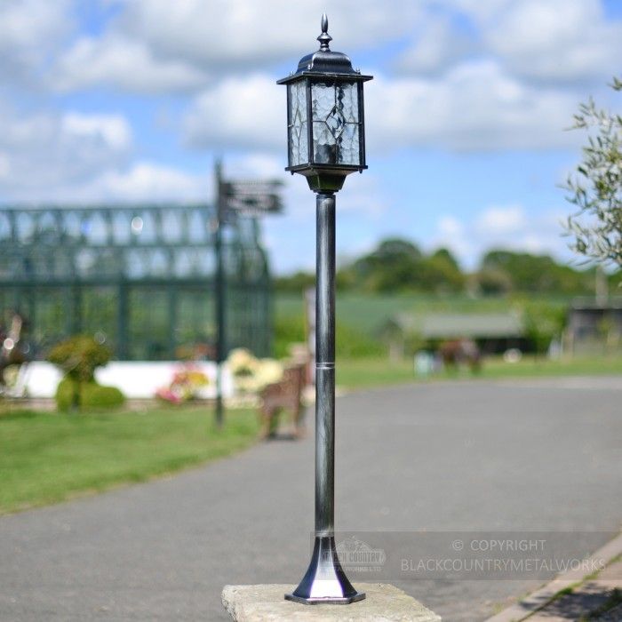"Marsden" Vintage Style Miniature Lamp Post - 1.2m | Black Country ...