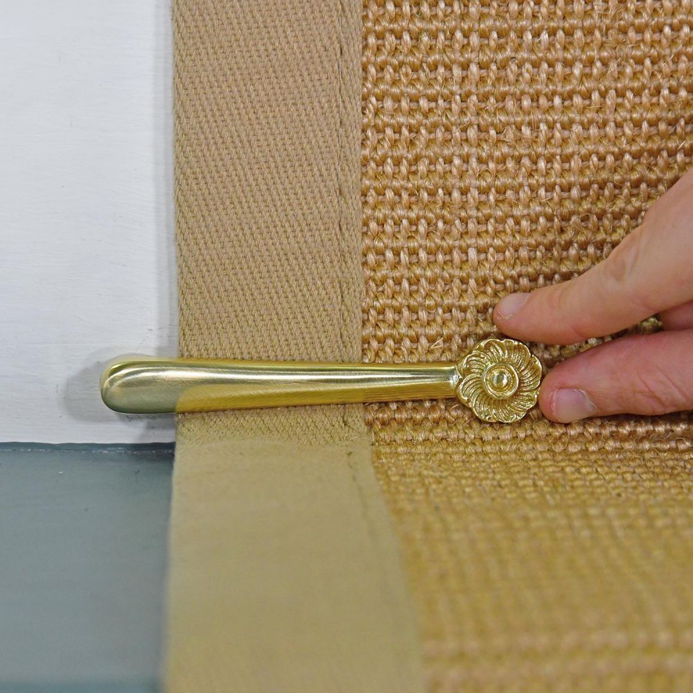 "Welling Manor Florentine" Stair Clips - Polished Brass | Black Country ...