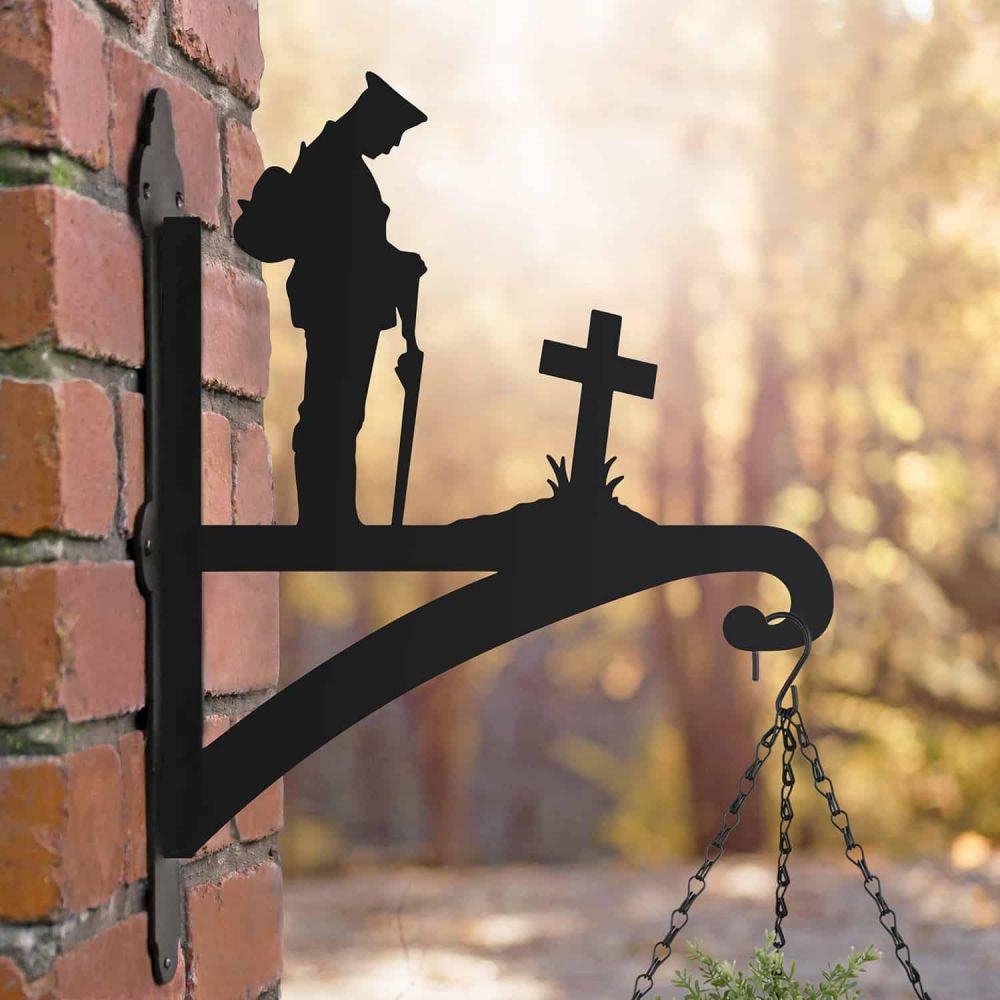 WW2 "Lest We Forget" Soldier Hanging Basket Bracket | Black Country ...