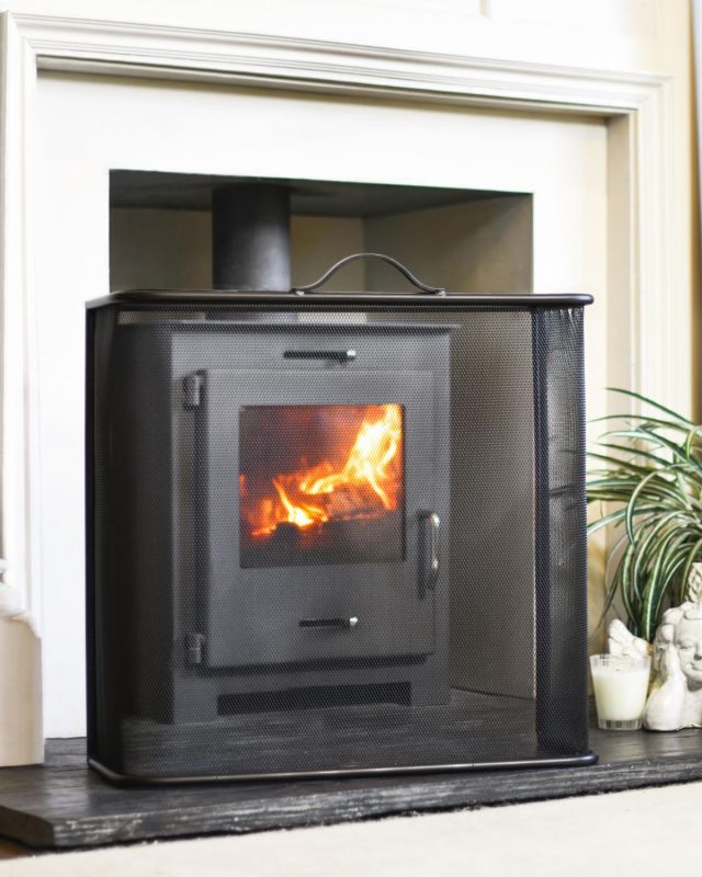 Simplistic Enclosed "Inclusum" Fire Guard | Black Country Metalworks