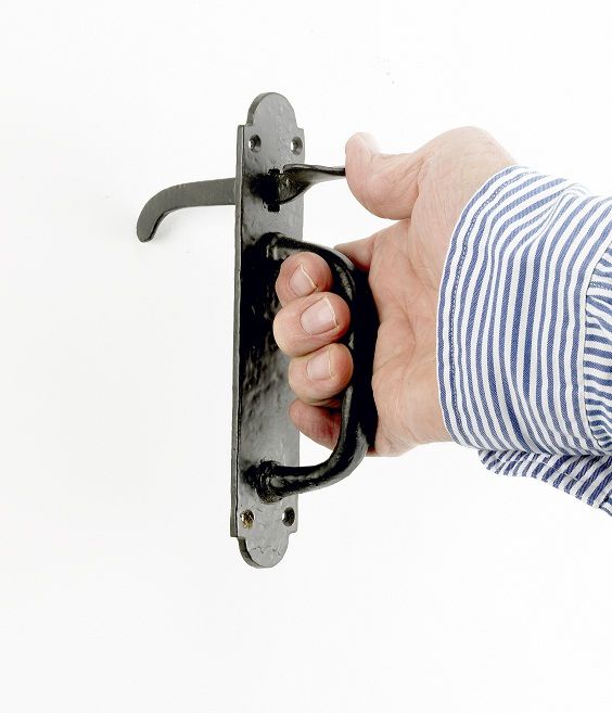 Cast Iron Thumb Latch Pull Handle | Black Country Metalworks