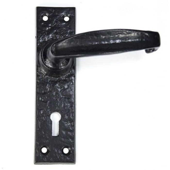 "Acerno" Traditional Cast Iron Lever Handle | Black Country Metalworks
