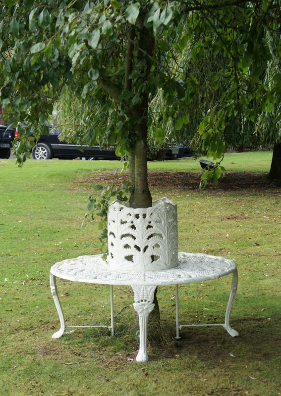 "Fernwood Forest Coalbrookdale" Tree Seat | Black Country Metalworks